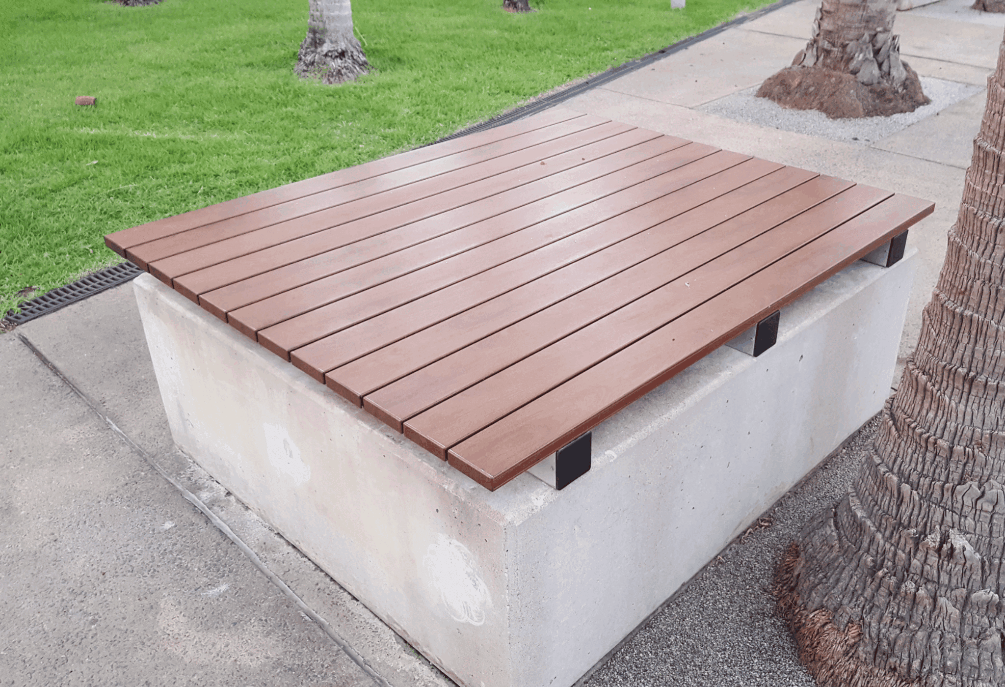 Outdoor Seating & Benches (Timber Look) | Darwin Waterfront